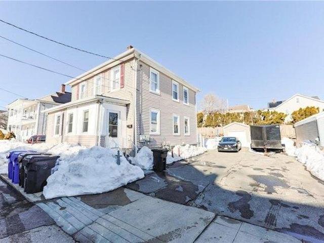 house with 4 bedroom, Warwick RI DS101957697