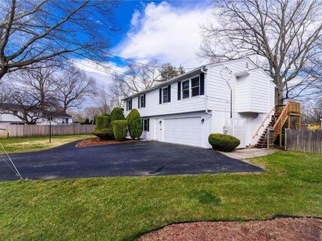house with 4 bedroom, Warwick RI DS102118705