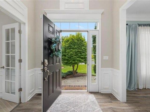 house with 4 bedroom, Warwick RI ES103071318