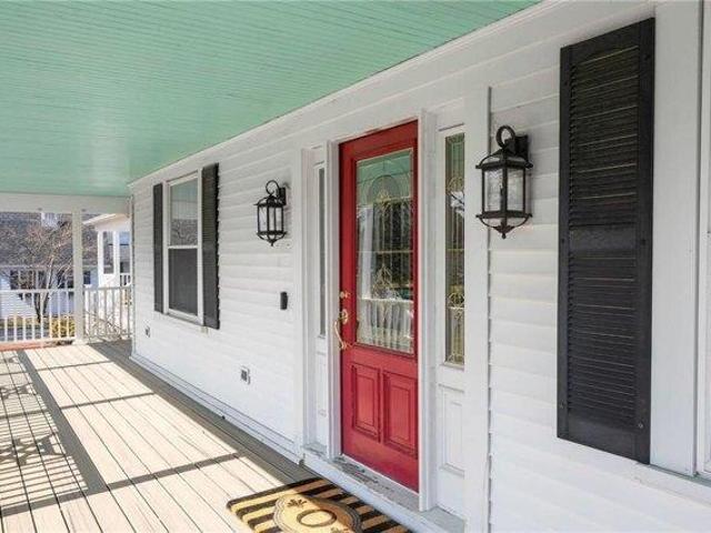 house with 4 bedroom, Warwick RI ES103100032