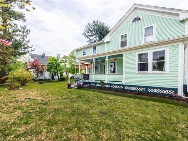 house with 4 bedroom, Warwick RI ES103127288