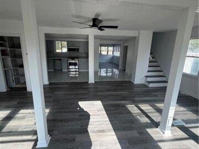 house with 4 bedroom, Warwick RI ES103441304