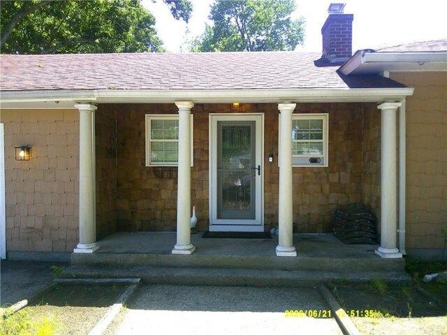 house with 4 bedroom, Warwick RI ES103442761
