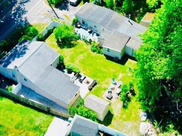 house with 4 bedroom, Warwick RI ES103442968