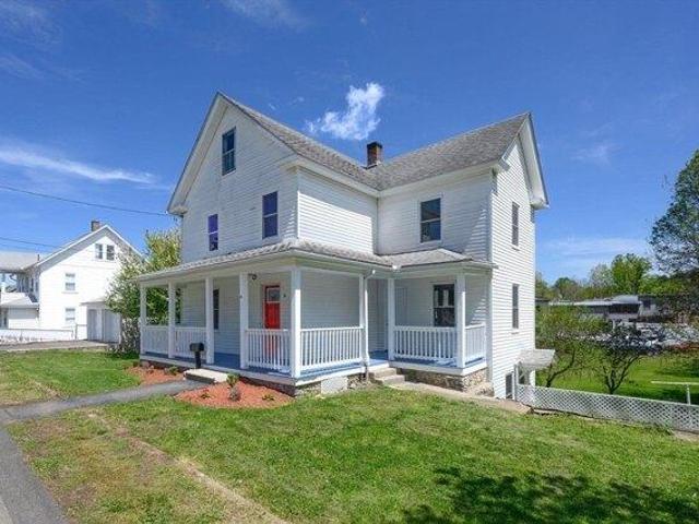 house with 4 bedroom, Ware MA ES104043045