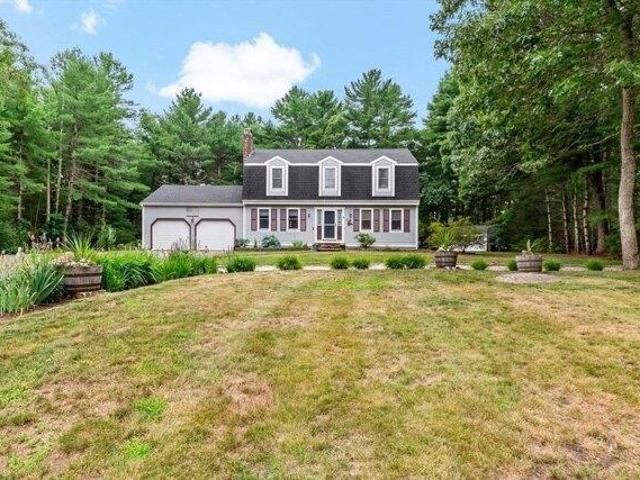 house with 4 bedroom, Wareham MA ES105233486