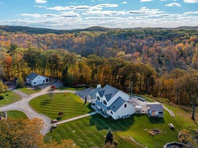 house with 4 bedroom, Warren CT DS101897564