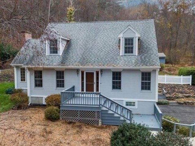 house with 4 bedroom, Warren MA DS102478915