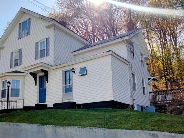 house with 4 bedroom, Warren MA DS102562461