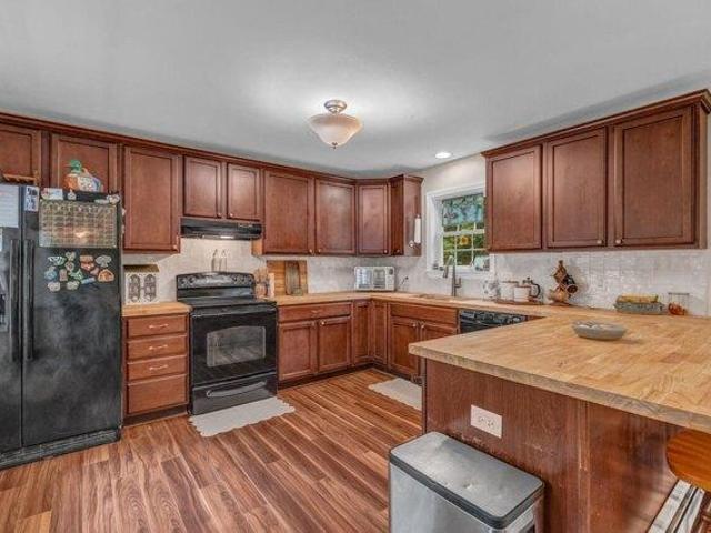 house with 4 bedroom, Warren ME ES103664250