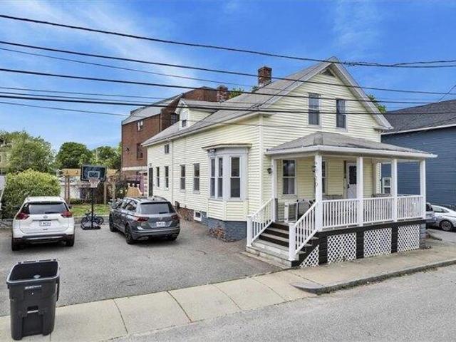 house with 4 bedroom, Warren RI DLS103018358