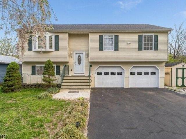 house with 4 bedroom, Washington NJ DLS102725365