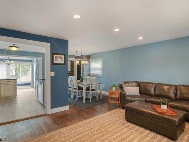 house with 4 bedroom, Washington NJ ES105190680