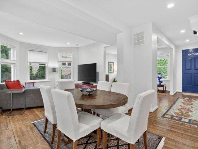 house with 4 bedroom, Washington DC ES104909241
