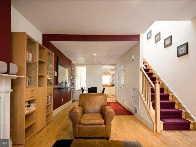 house with 4 bedroom, Washington DC ES103624216