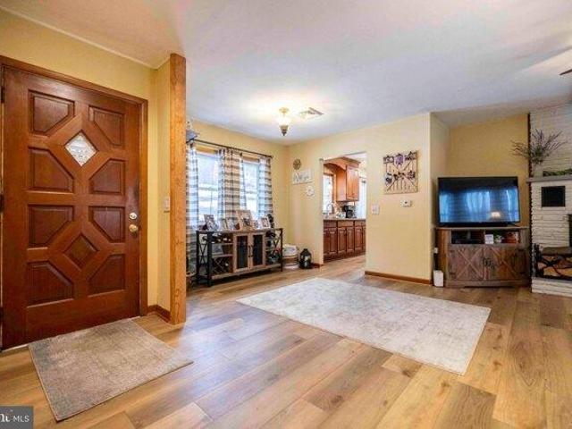 house with 4 bedroom, Washington Township NJ DLS101800285
