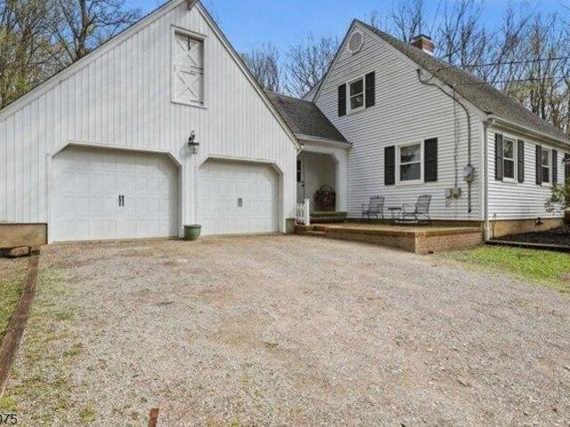 house with 4 bedroom, Washington Township NJ DLS102724986