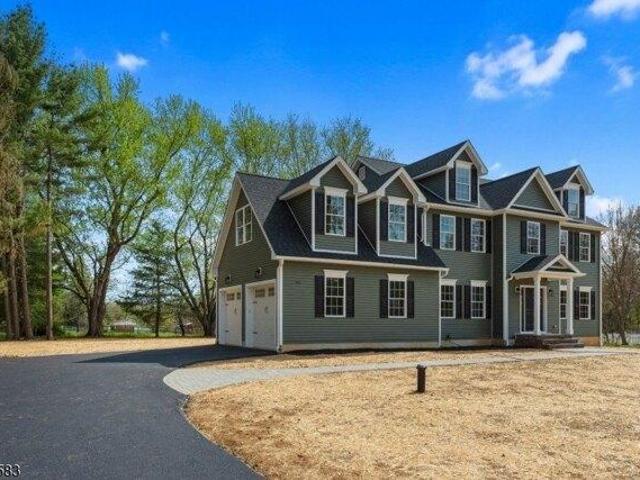 house with 4 bedroom, Washington Township NJ DLS102726165