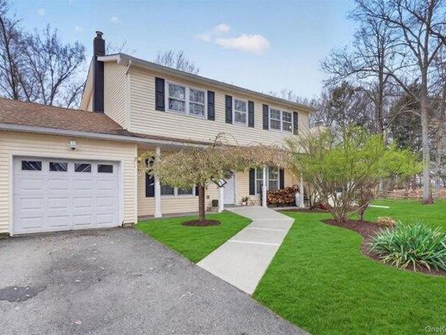 house with 4 bedroom, Washingtonville NY ES105203166