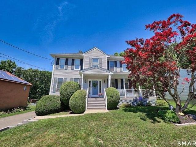 house with 4 bedroom, Waterbury CT DS104261733