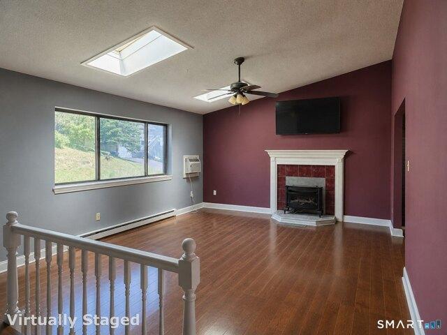 house with 4 bedroom, Waterbury CT DS104329266