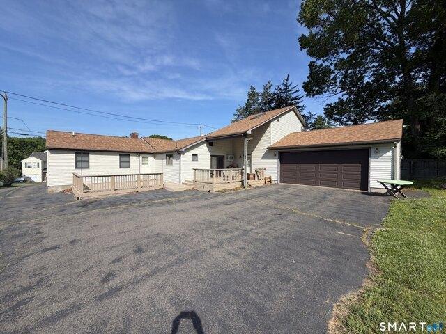 house with 4 bedroom, Waterbury CT ES104115154