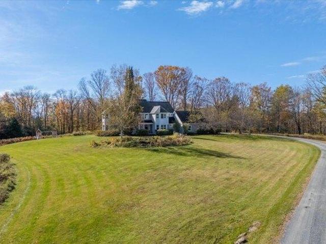 house with 4 bedroom, Waterbury VT DS104042309
