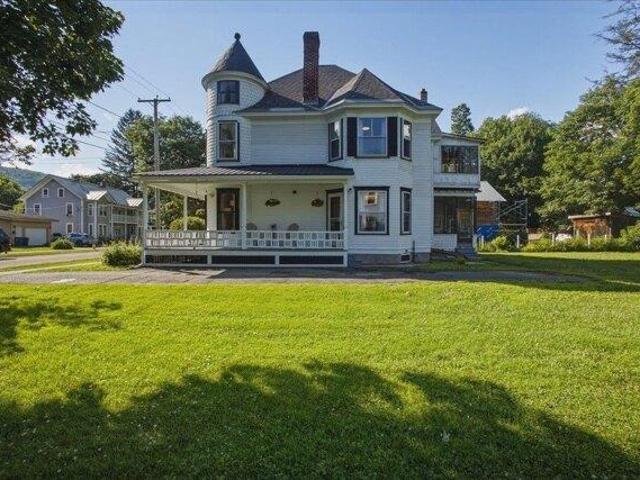 house with 4 bedroom, Waterbury VT ES104480402