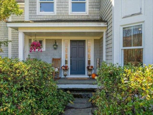 house with 4 bedroom, Waterbury VT ES104791366