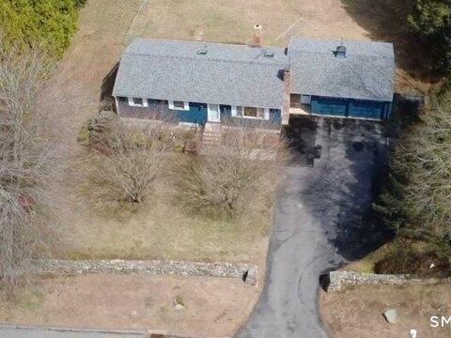 house with 4 bedroom, Waterford CT DLS102728142