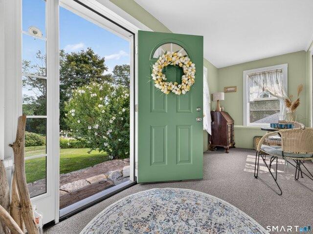 house with 4 bedroom, Waterford CT ES104445759