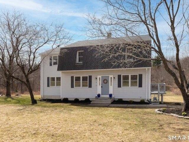house with 4 bedroom, Watertown CT DS102213585