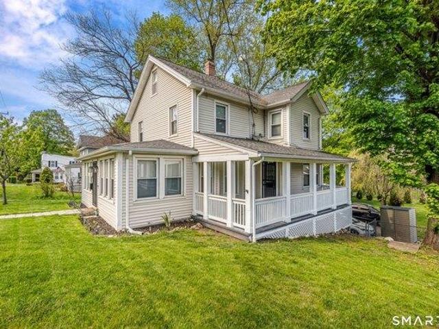 house with 4 bedroom, Watertown CT ES103100351