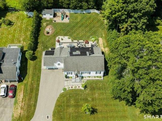 house with 4 bedroom, Watertown CT ES104849637