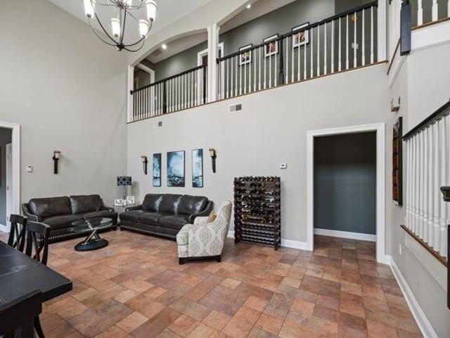 house with 4 bedroom, Watertown CT ES105174389