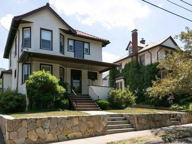 house with 4 bedroom, Watertown MA DLS102476103