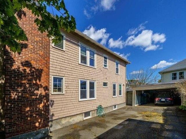 house with 4 bedroom, Watertown MA DS102585604