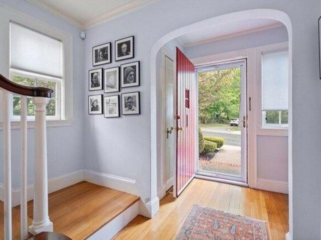 house with 4 bedroom, Watertown MA ES102960642