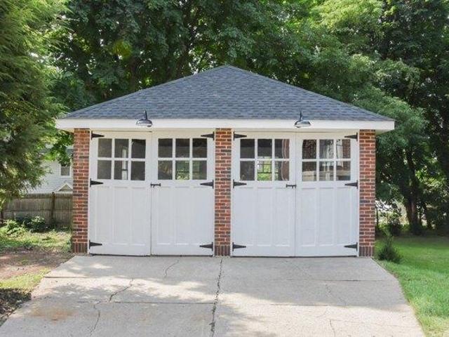house with 4 bedroom, Watertown MA ES105229325