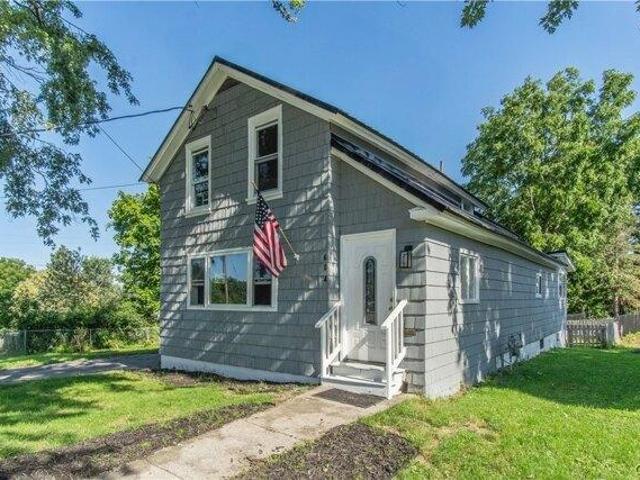 house with 4 bedroom, Watertown NY ES104906829