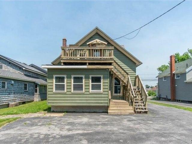 house with 4 bedroom, Watertown NY ES104909580