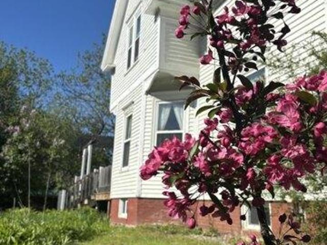 house with 4 bedroom, Waterville ME DS104076324