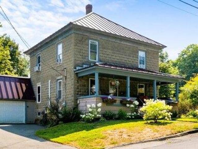 house with 4 bedroom, Waterville ME DS102779406