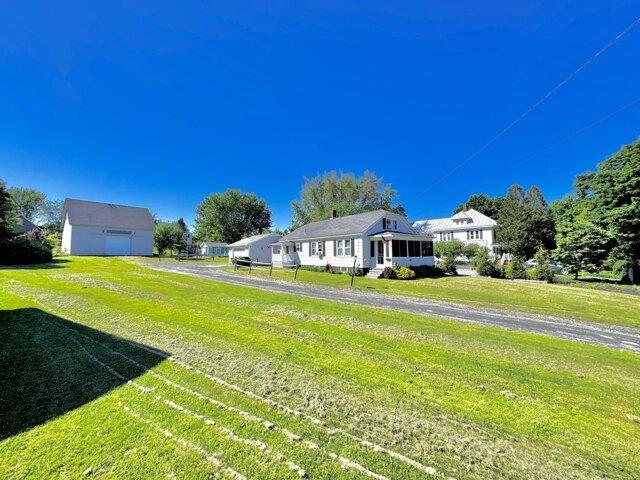 house with 4 bedroom, Waterville ME ES104921055