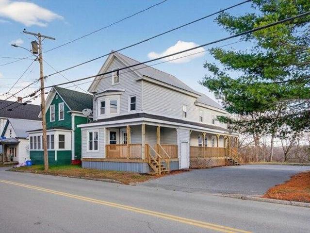 house with 4 bedroom, Waterville ME ES103161657
