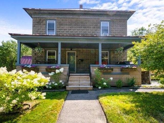 house with 4 bedroom, Waterville ME ES103969781