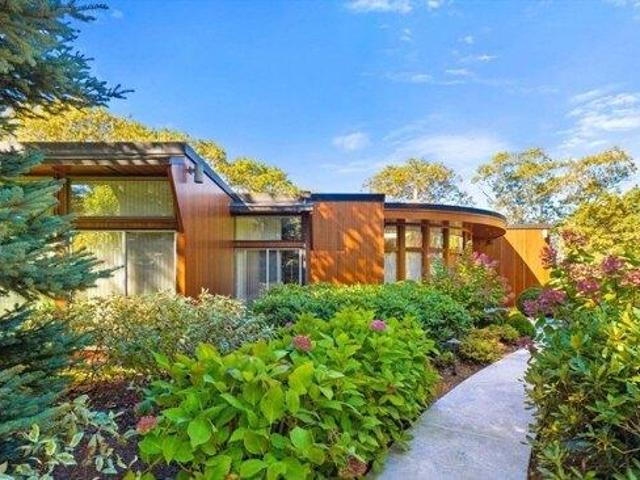 house with 4 bedroom, Wayland MA DLS102154795