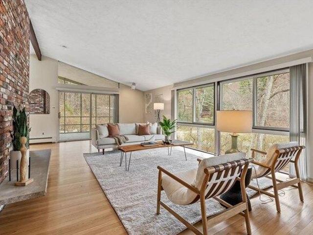 house with 4 bedroom, Wayland MA DS102565093
