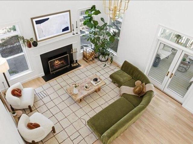house with 4 bedroom, Wayland MA ES104076638