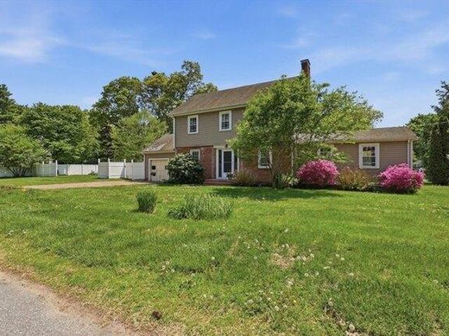 house with 4 bedroom, Wayland MA ES105144932